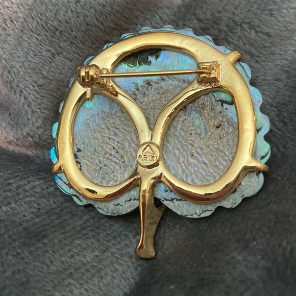 ARIKI | Jewelry | Nwt Ariki 22k Gold Plated Genuine Paua Shell Peacock ...